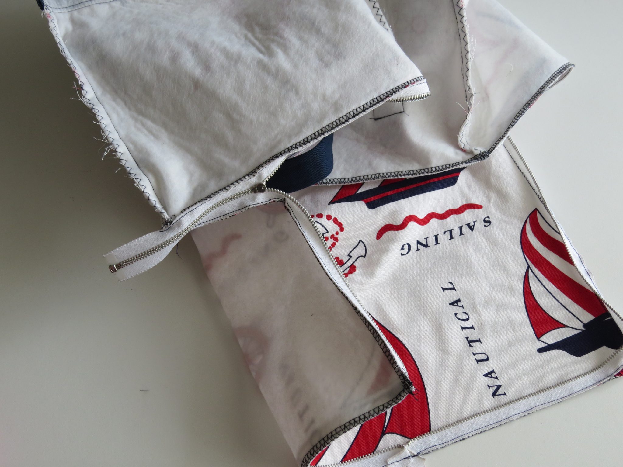 Die juffrou sak pdf patroon XL met geskrewe en video aanwysings.